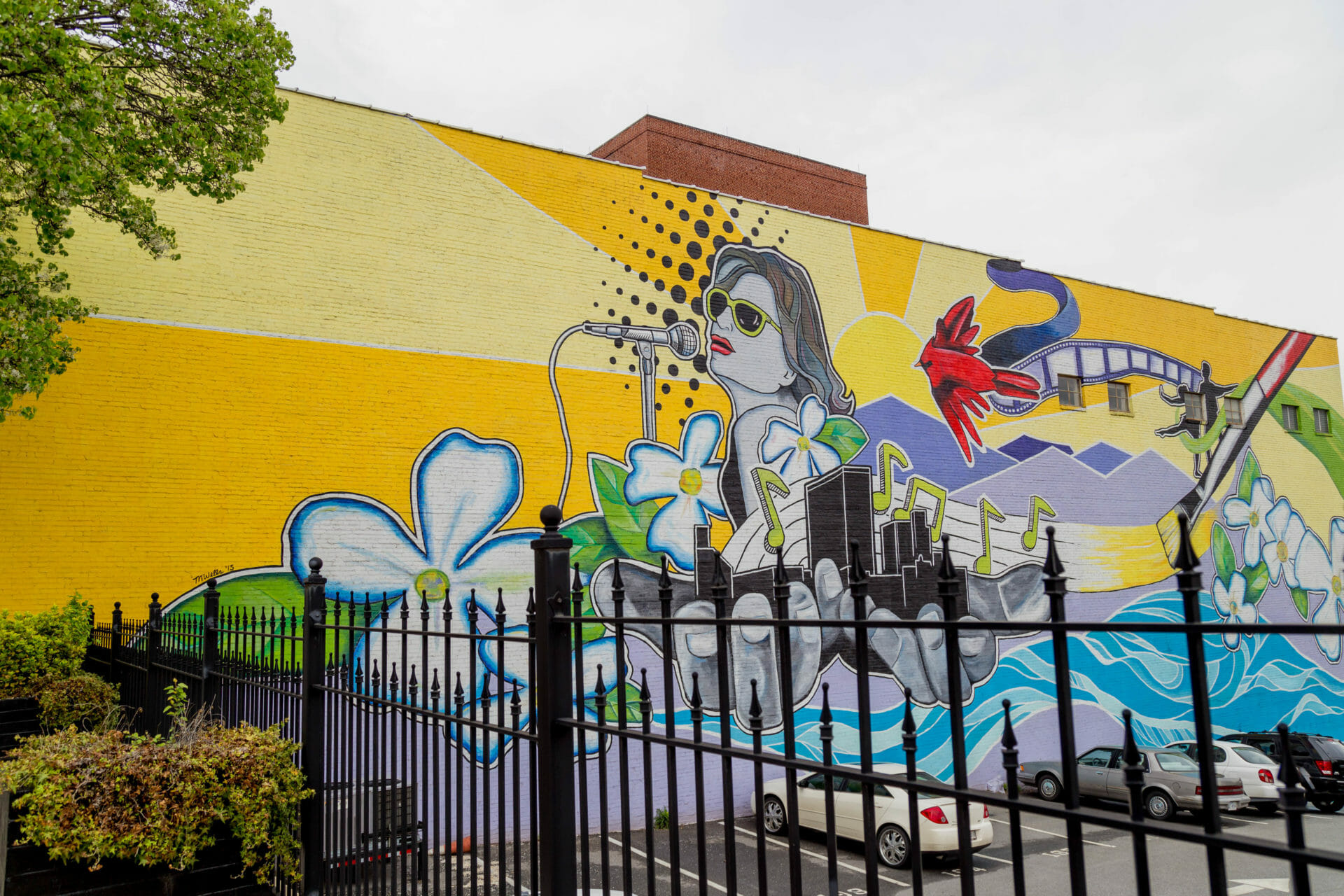 Academy Center of the Arts Main Street Mural - LYH – Lynchburg Tourism