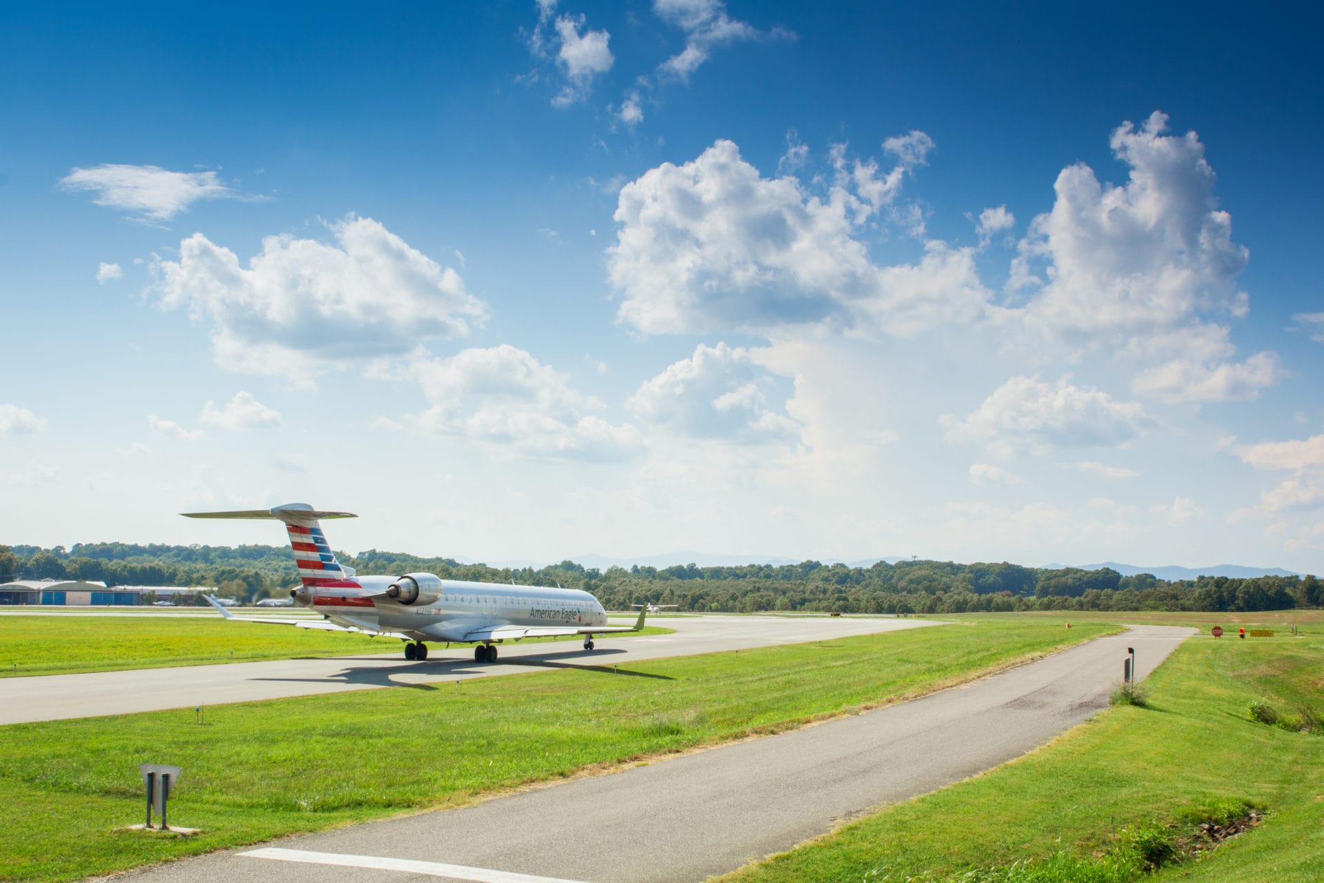 United Way 5K on the Runway - LYH – Lynchburg Tourism