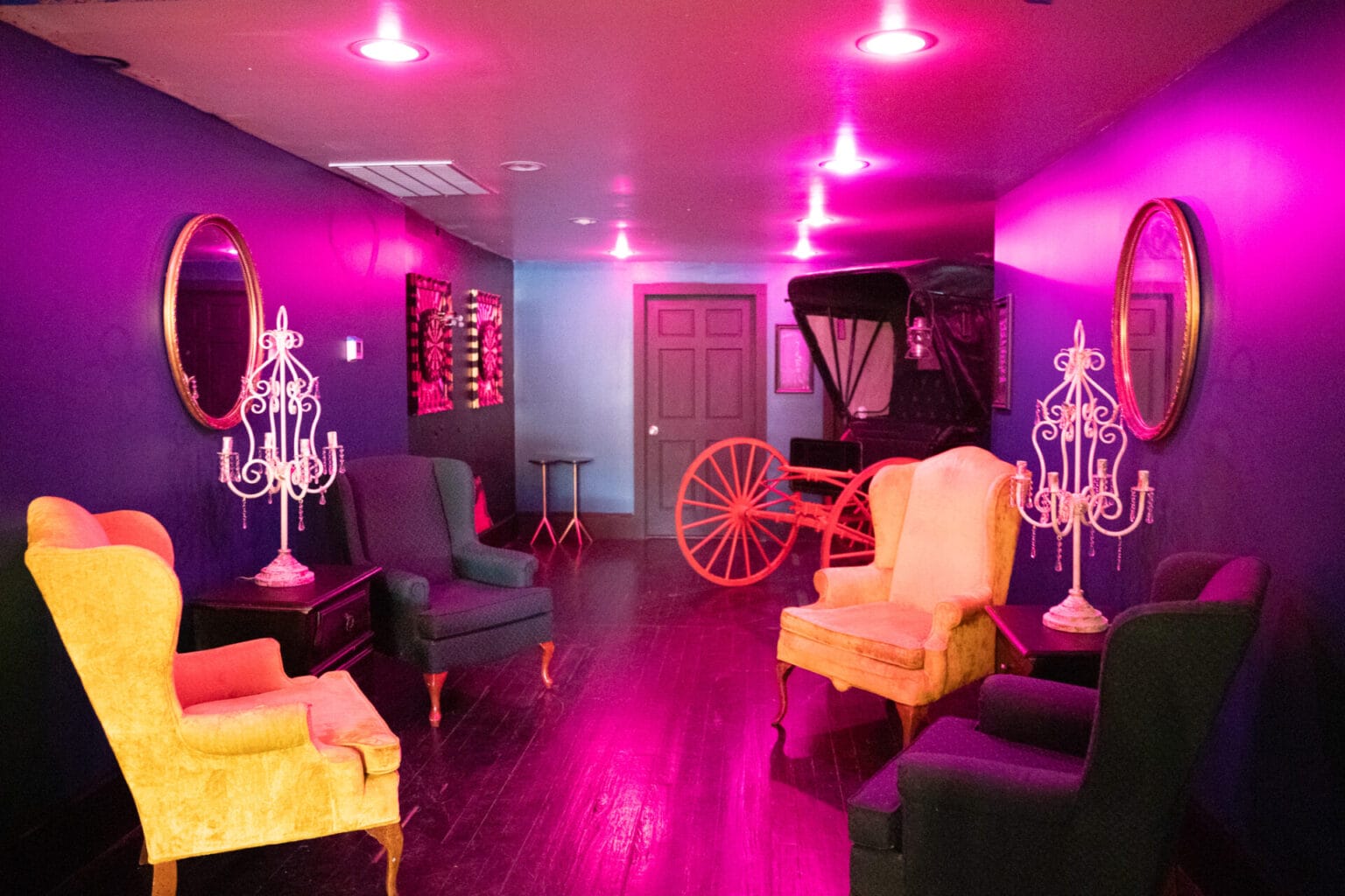 Raven Lounge - LYH – Lynchburg Tourism